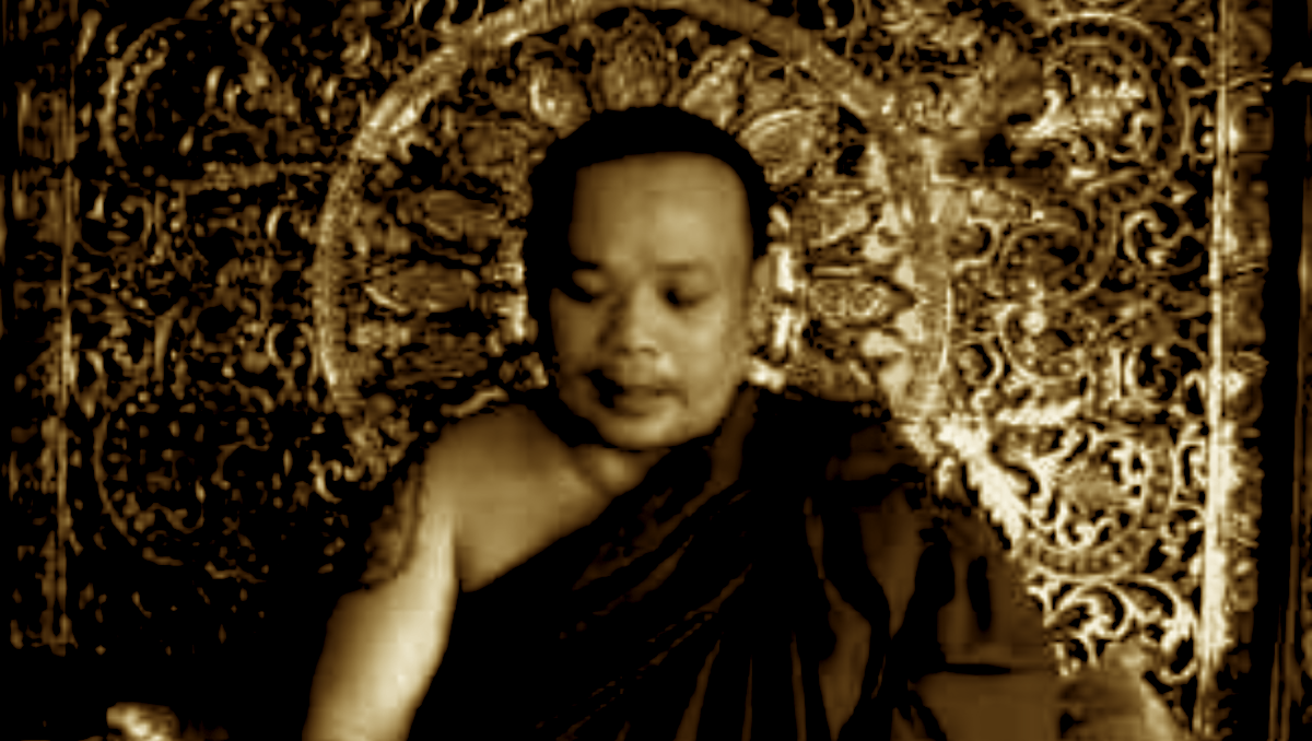 Rare and Powerful Choo Chok Amulet in Prai Oil K.B. Jao Bun Lerd ...